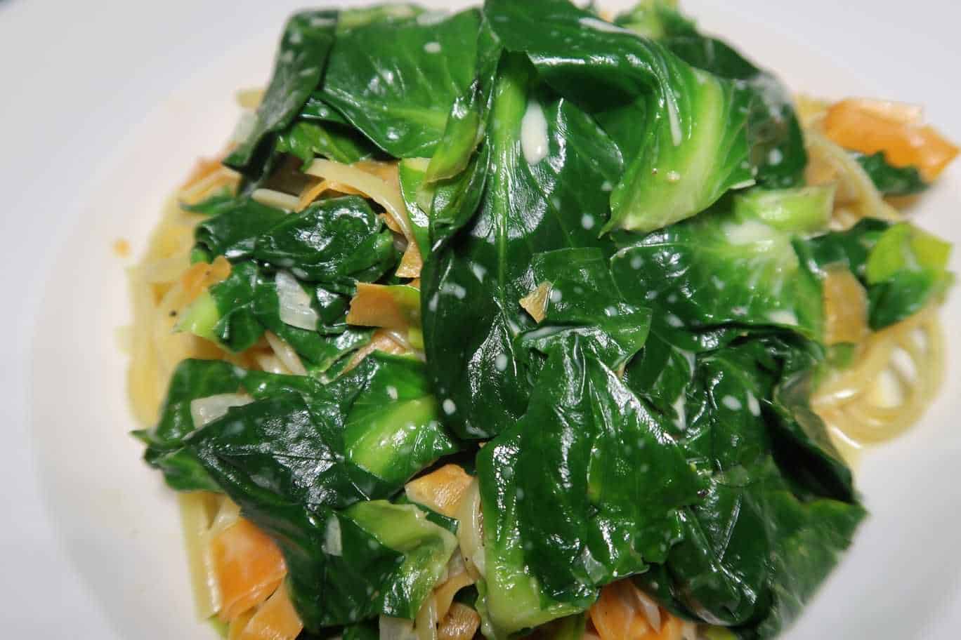 Spaghetti mit Cicorino verde und Karotten - weight-fighters.com